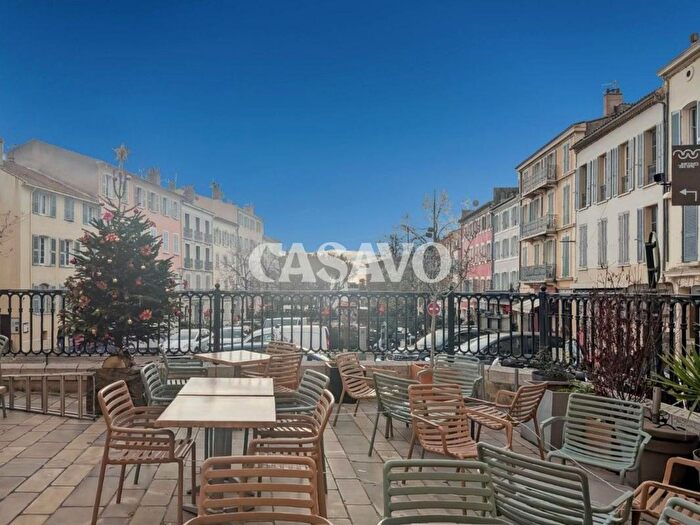 Appartement à vendre - Hyères, Centre-ville - 1 pièce - 1 chambre