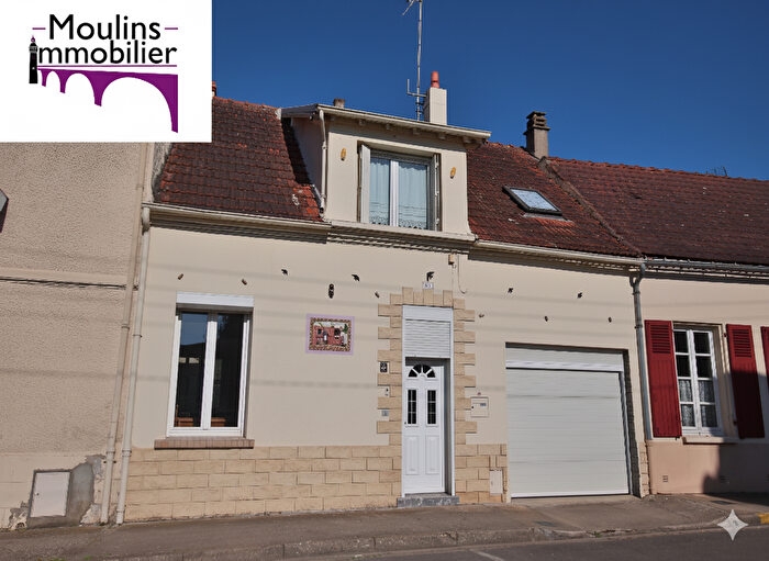 Maison à vendre - Moulins, Gâteaux, Clos de Bourgogne - 4 pièces - 3 chambres