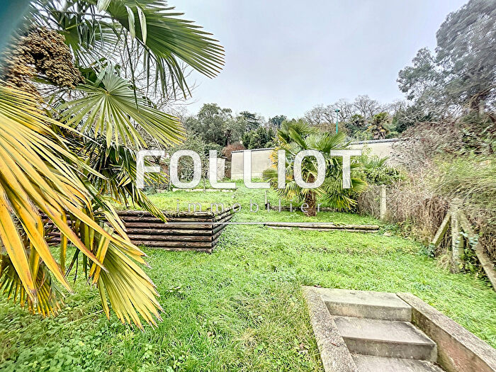 Maison à vendre - Saint-Jean-le-Thomas - 5 pièces - 3 chambres