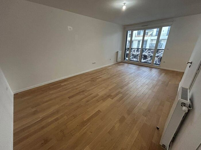 Faubourg de lArche, Courbevoie : Appartement 1 pièce à louer