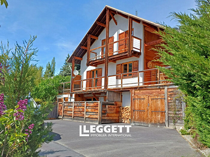 Maison 11 pièces à vendre - Briançon, Centre-ville, Vieille-ville, Vauban