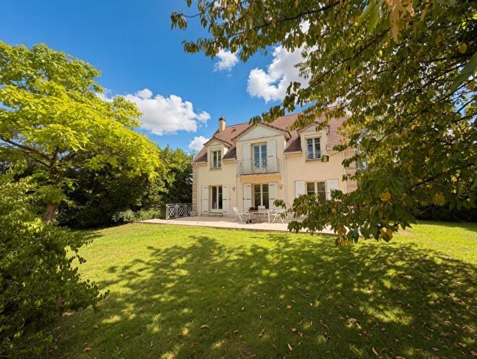 Maison 7 pièces à Treuzy-Levelay, à vendre