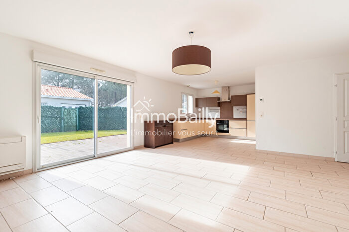 Maison à vendre - Léognan - 4 pièces - 3 chambres