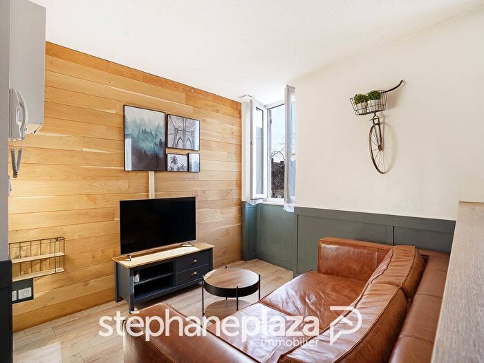 Appartement à louer - Parc Nord, Mâcon - 1 pièce - 1 chambre