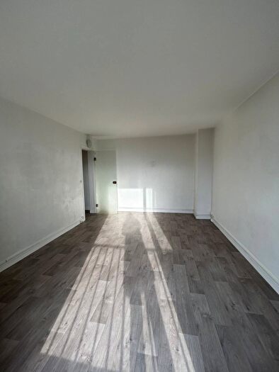 Appartement à louer - Les Peintres, Chatou - 1 pièce