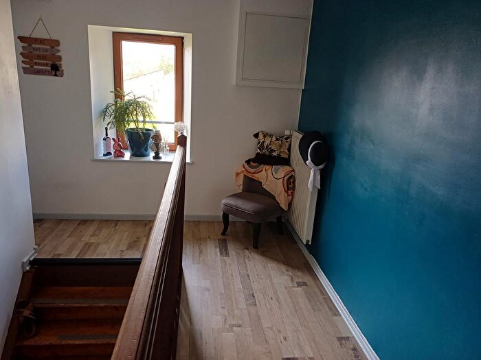 Appartement à louer - Rougegoutte - 4 pièces - 2 chambres