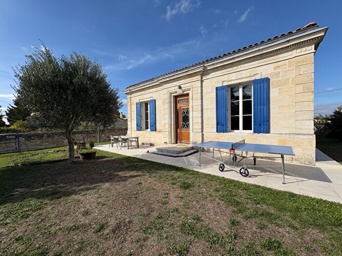 Maison à vendre - Cubzac-les-Ponts - 4 pièces - 3 chambres