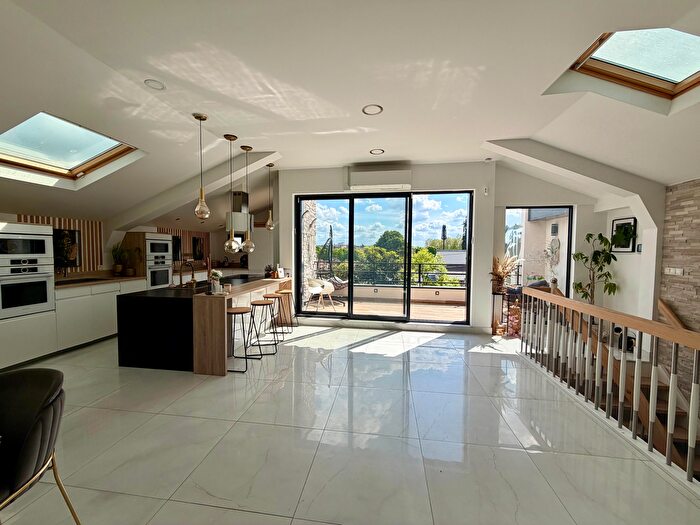 Maison 9 pièces à Saint-Maur-des-Fossés, Adamville, à vendre