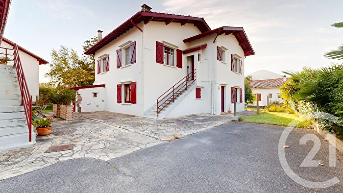 Maison à vendre - Ascain - 7 pièces - 8 chambres