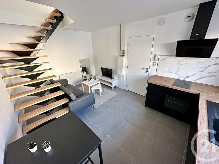 Appartement 2 pièces à Rodez, Gare, Le Faubourg, à louer