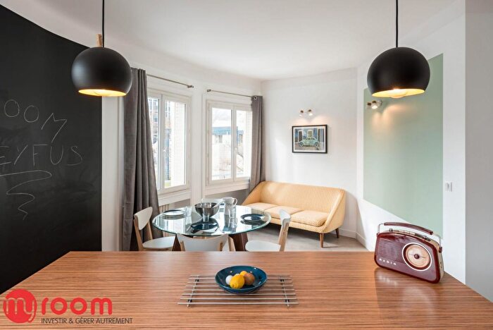 Appartement à louer - Lyon e , Monchat - 1 pièce