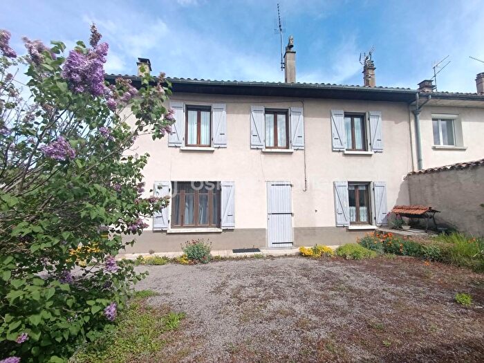 Maison 7 pièces à vendre à Charnècles
