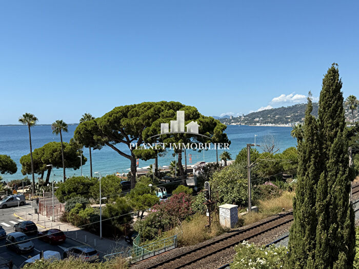 Appartement à vendre - Antibes, Juan-les-Pins, Le Cap - 2 pièces - 1 chambre