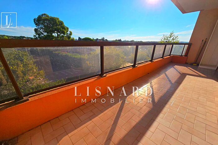 Appartement à vendre - Vallauris, Pertuades - 3 pièces - 2 chambres