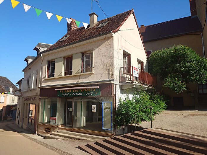 Maison 6 pièces à vendre - Luzy