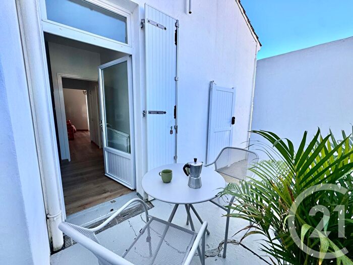 Maison à vendre - Saint-Gilles-Croix-de-Vie - 3 pièces - 2 chambres