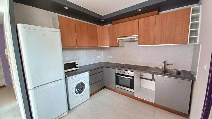 Appartement à louer - Béligny-La Sablonnière-La Grange Rouge-Le Peloux-Les Fourches, Villefranche-sur-Saône - 2 pièces - 1 chambre