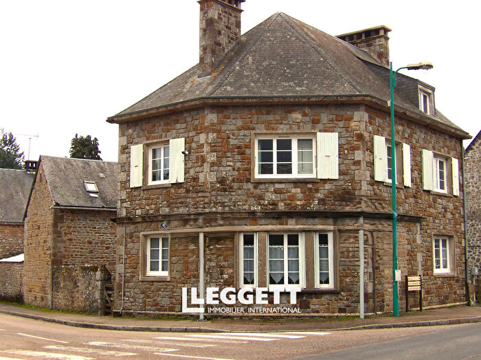 Maison à vendre - Joué-du-Bois - 9 pièces - 7 chambres