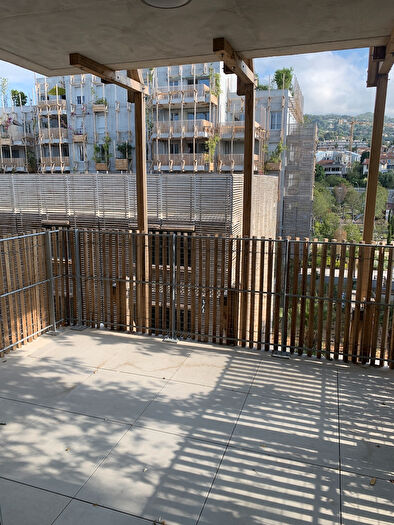Appartement 2 pièces à Nice, Poètes, à vendre