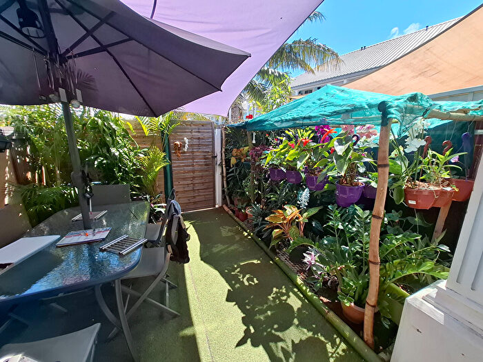 Appartement à vendre - Saint-Pierre, La ligne des Bambous, La Concession - 2 pièces - 1 chambre