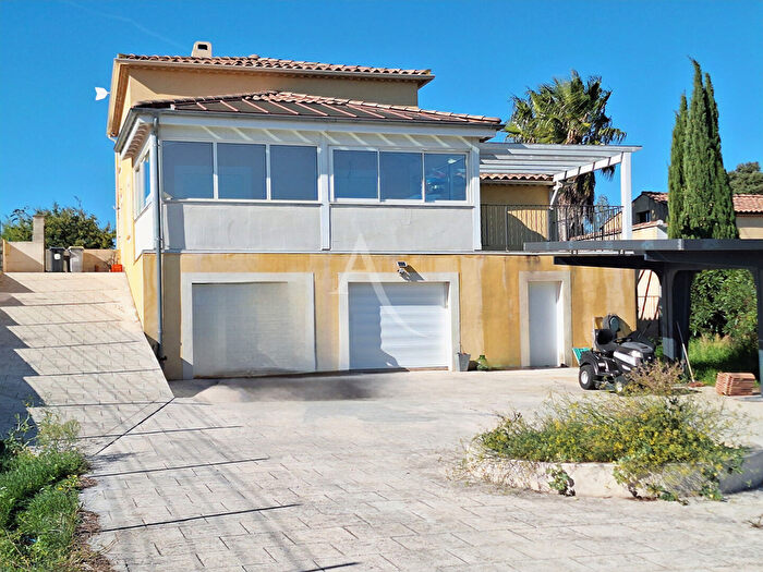 Maison à vendre - Lédenon - 5 pièces - 3 chambres