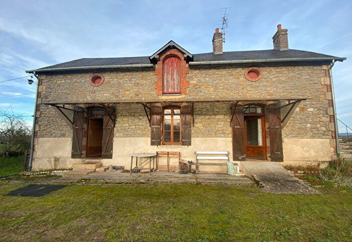 Maison à vendre - Cercy-la-Tour - 4 pièces - 2 chambres