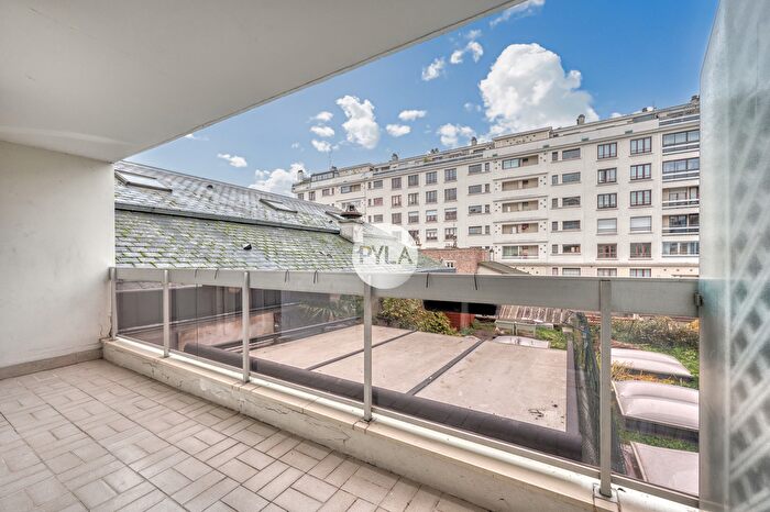 Appartement à vendre - Paris e , Bel-Air, Sud - 3 pièces - 2 chambres