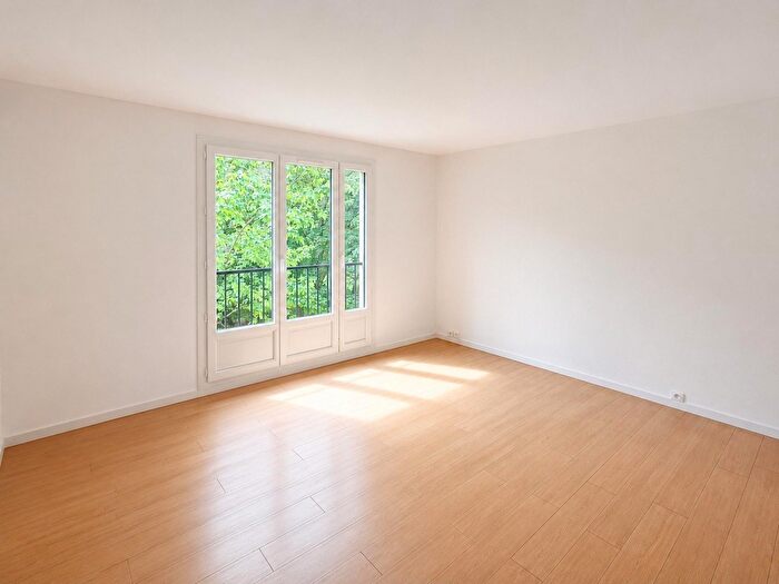 Brie-Comte-Robert, Leclerc, Verdun : Appartement 3 pièces à vendre