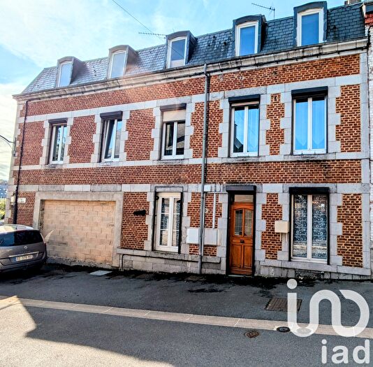 Maison à vendre - Vireux-Molhain - 9 pièces - 5 chambres