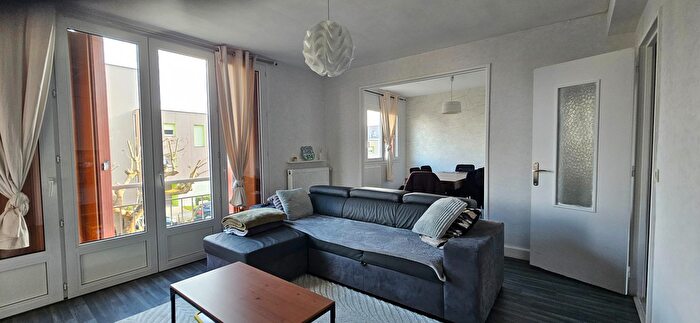 Appartement à louer - Troyes, Saint-Martin - 4 pièces - 2 chambres