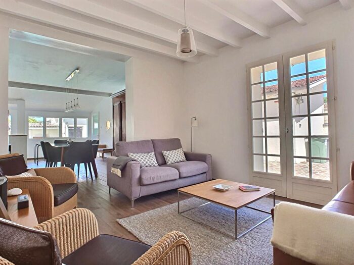 Maison à vendre - Bègles, La Ferrade - 10 pièces - 4 chambres