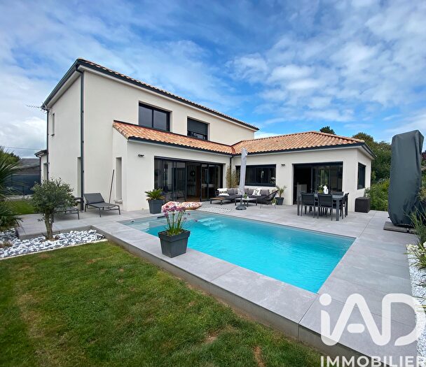 Maison à vendre - Pornichet, Prévert, Saint-Sébastien - 5 pièces - 4 chambres