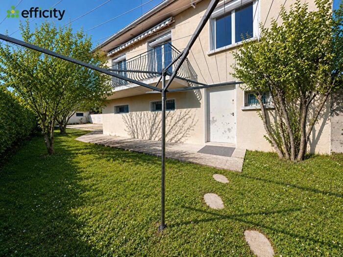 Maison 4 pièces à Caluire-et-Cuire, Vassieux, Crépieux, à vendre