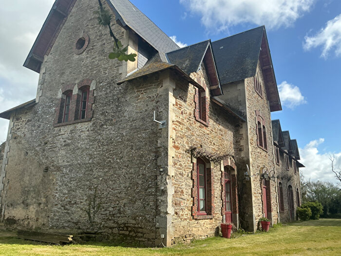 Maison à louer - Mouchamps - 6 pièces - 4 chambres