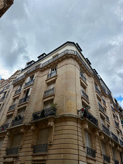Paris 16ème, Dauphine - Appartement 1 pièce à vendre