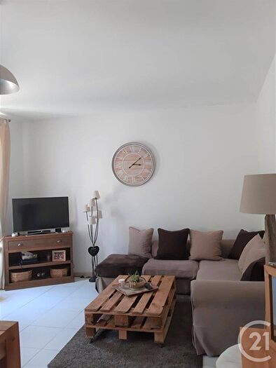 Saint-Étienne-des-Sorts : Maison 4 pièces à louer