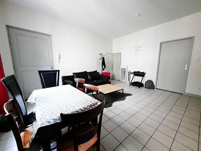 Appartement à louer - Centre Ville, Castres - 2 pièces - 1 chambre