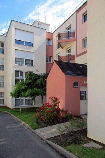 Rive de Seine Sud Est, Melun : Appartement 4 pièces à louer