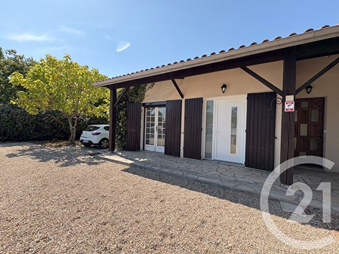 Maison à louer - Saint-Médard-en-Jalles, Centre-ville - 3 pièces - 2 chambres