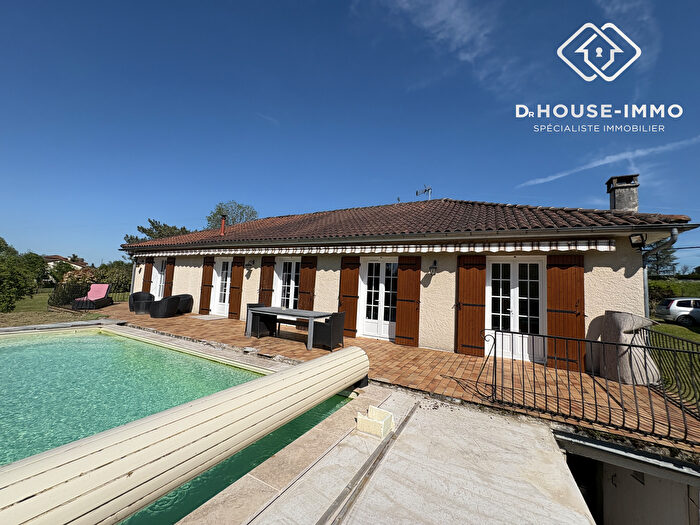 Maison 6 pièces à Bourdeilles, à vendre