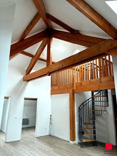 Appartement à vendre - La Tour-du-Pin - 5 pièces - 3 chambres