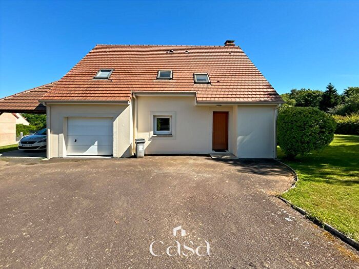 Maison 5 pièces à Centre Ville, Falaise, à louer