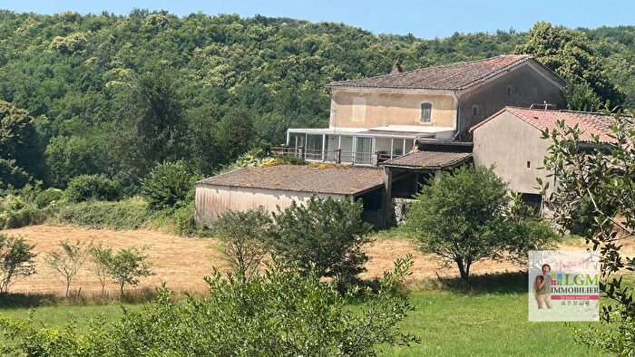 Maison à vendre - Colognac - 8 pièces - 5 chambres