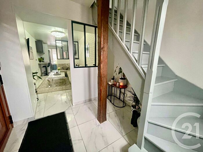 Appartement à vendre - Villeneuve-sous-Dammartin - 3 pièces - 2 chambres