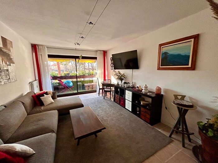 Appartement à vendre - Fréjus, Villeneuve - 3 pièces - 2 chambres