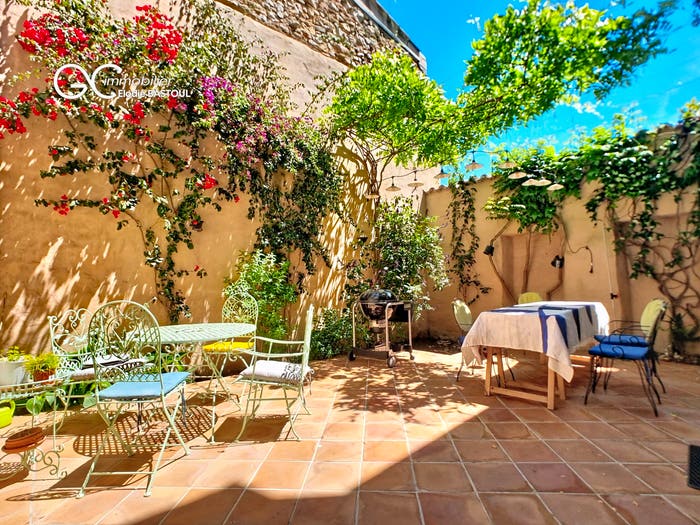 Saint-Chinian : Maison 9 pièces à vendre