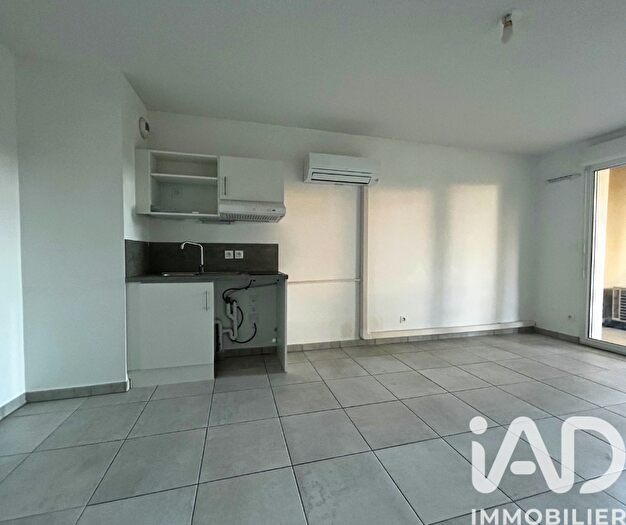 Appartement à vendre - Le Pontet, Réal Panier - 2 pièces - 1 chambre