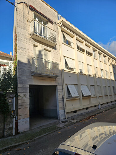 Appartement à vendre - Alès, Centre-ville - 2 pièces - 1 chambre