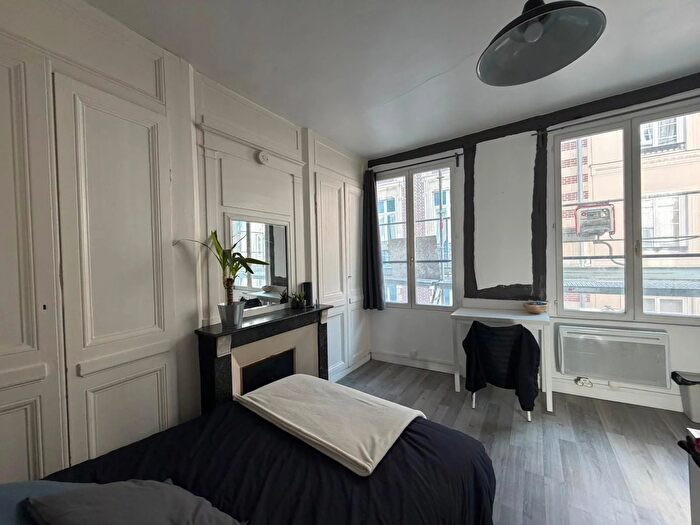 Appartement à louer - Rouen, Vieux Marché, Cathédrale - 1 pièce