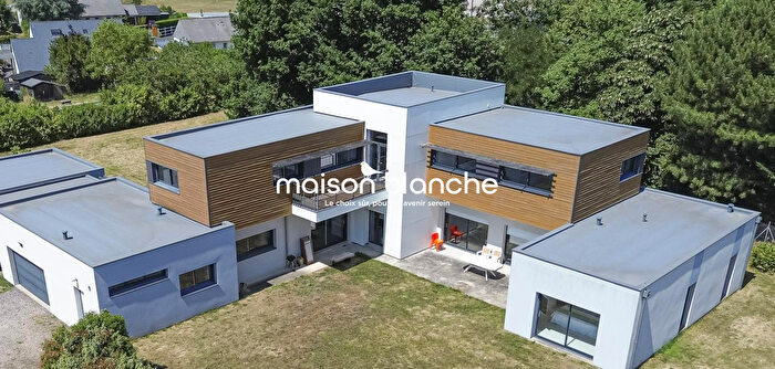 Maison 13 pièces à vendre - Feneu